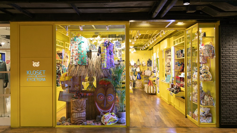 “Kloset” 17 ปีของตู้เสื้อผ้าใบใหญ่สุดว้าวของผู้หญิงที่สยามเซ็นเตอร์